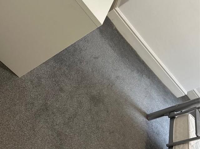 Room at Elsinore Road, Greater London