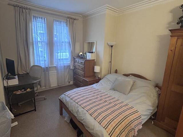 Room at Elsley Road, Greater London