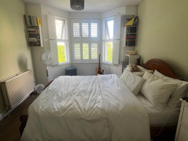 Room at Elspeth Road, Greater London