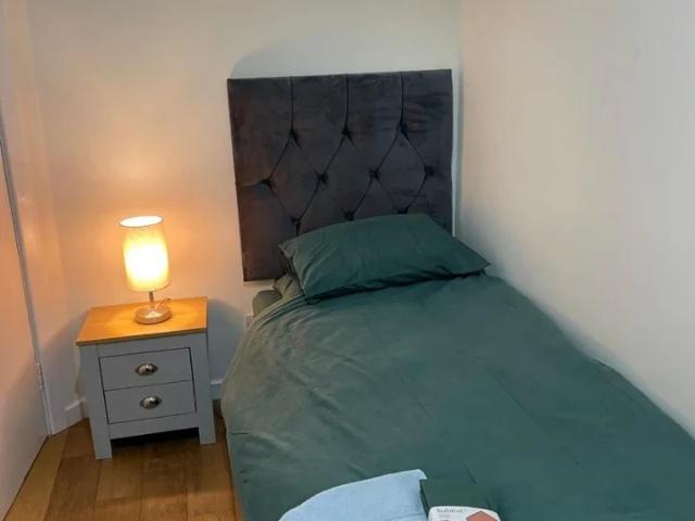 Room at Elswick Street, Greater London