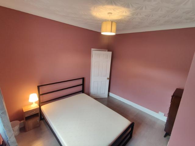 Room at Ely Road, Cardiff