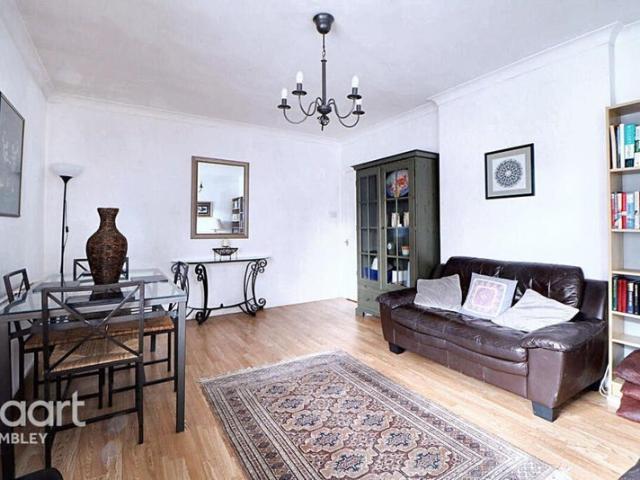 Room at Empire Way, Greater London