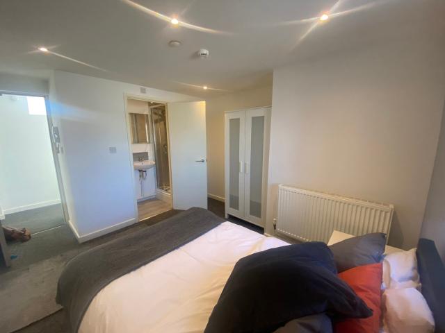 Room at Engine Lane, Stourport on Severn