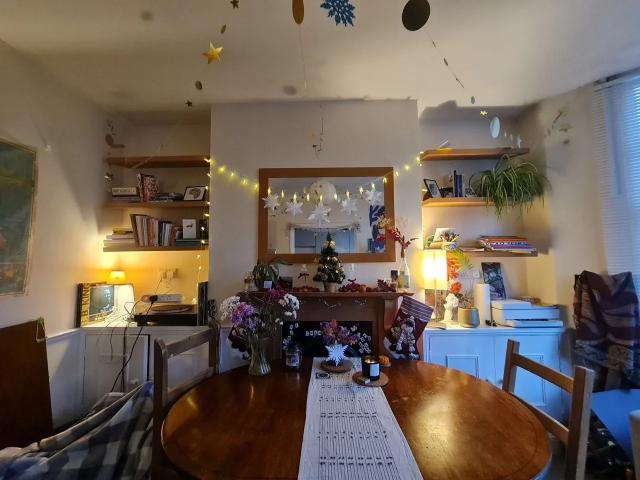 Room at Endymion Road, Greater London