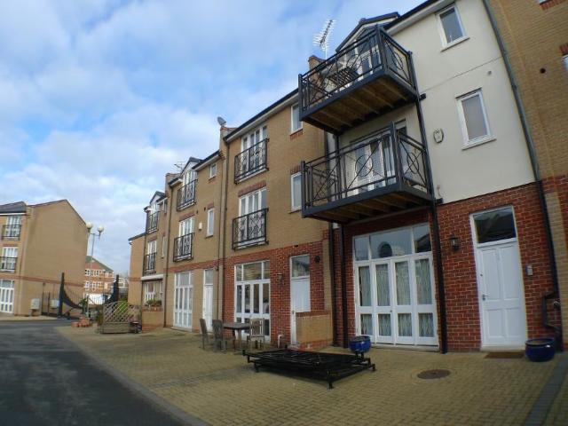 Room at Enterprize Way, Greater London