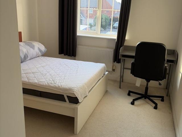 Room at Erica Drive, Warwick