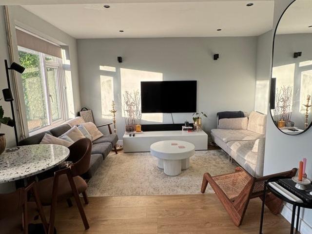 Room at Eridge Close, Crawley