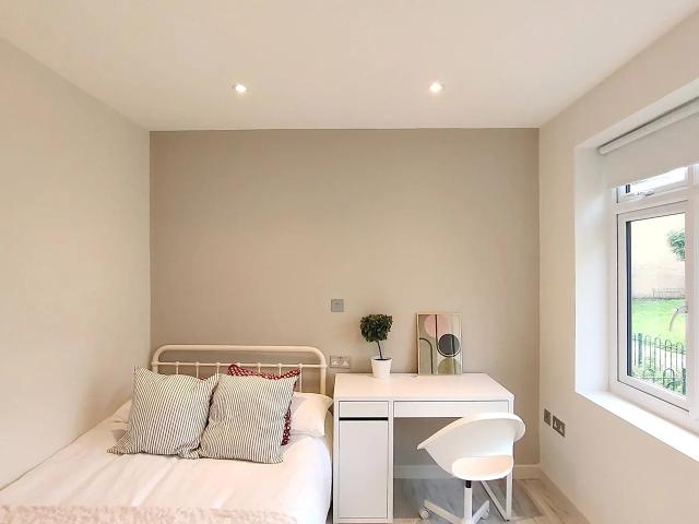 Room at Ernest Street, Greater London