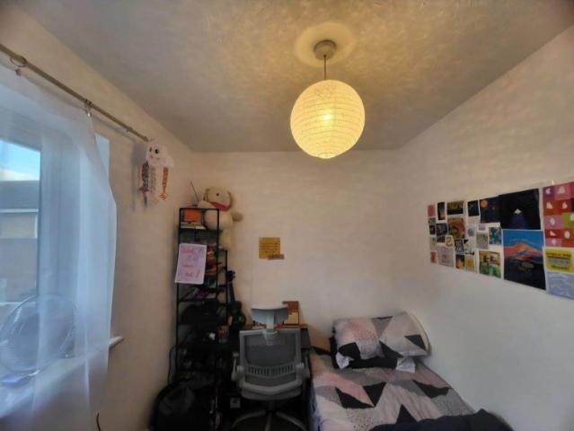 Room at Erskine Street, Manchester