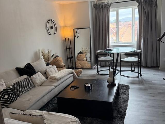 Room at Erradale Street, Glasgow