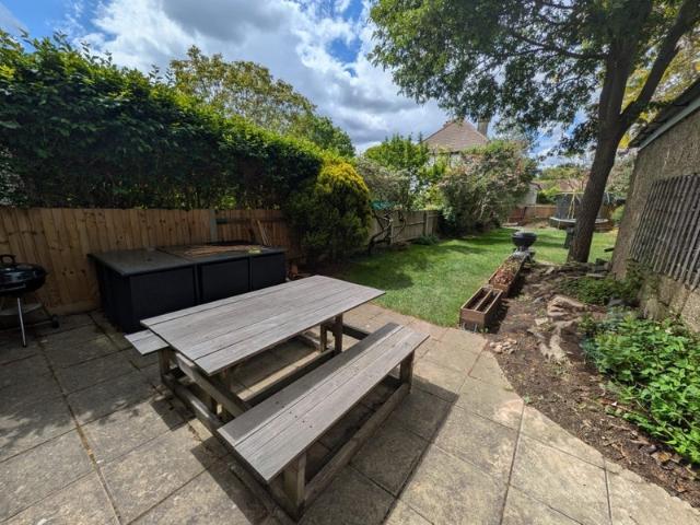 Room at Erridge Road, Greater London