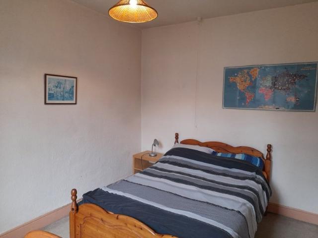 Room at Essex Street, Borough of Pendle