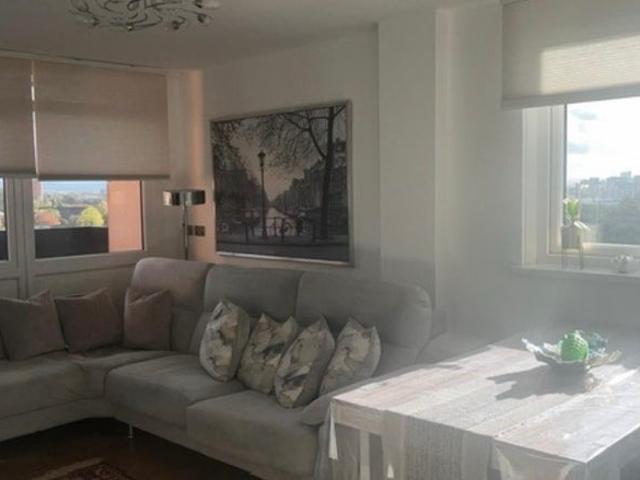 Room at Fuchsia Grove, Salford