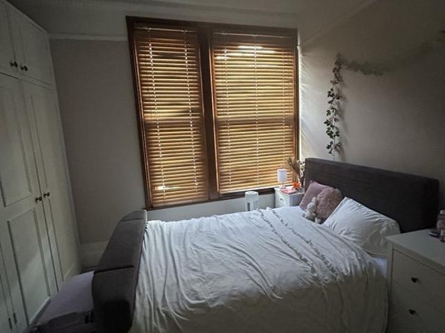 Room at Fulham Road, Greater London