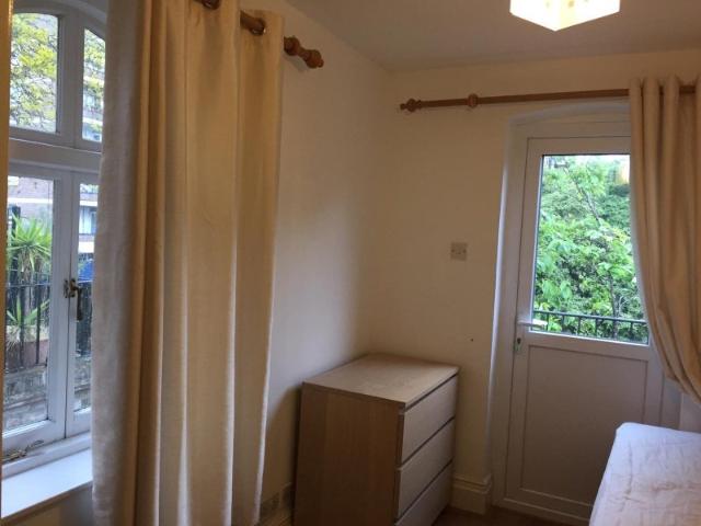 Room at Fulham Road, Greater London