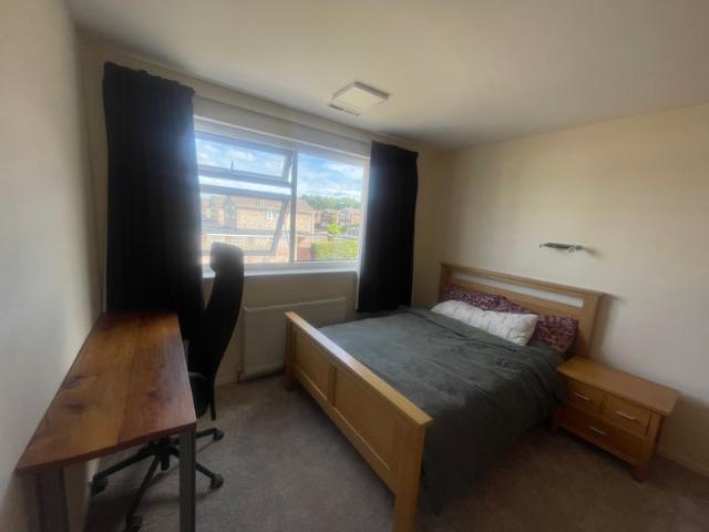Room at Fabis Drive, Nottingham