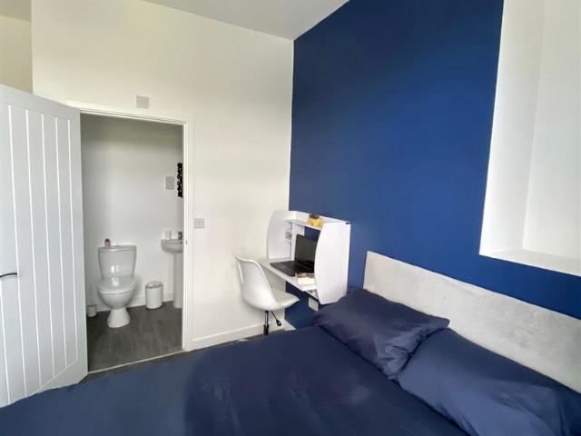 Room at Fair View Road, Burnley