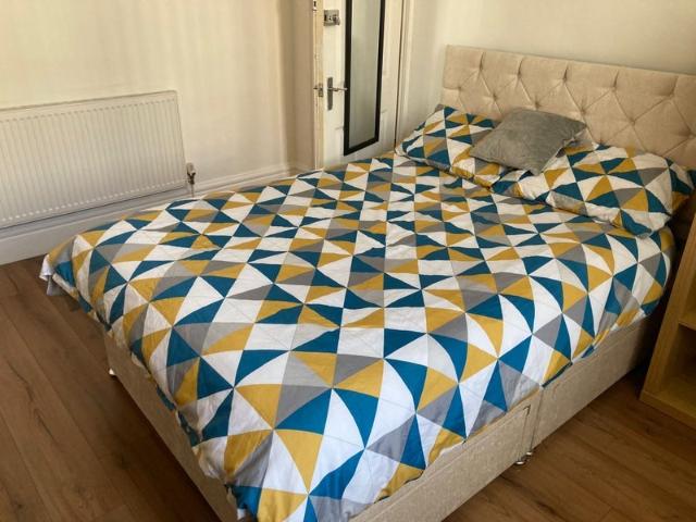 Room at Fairburn Road, Liverpool
