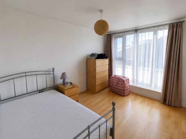 Room at Fairfield Road, Greater London
