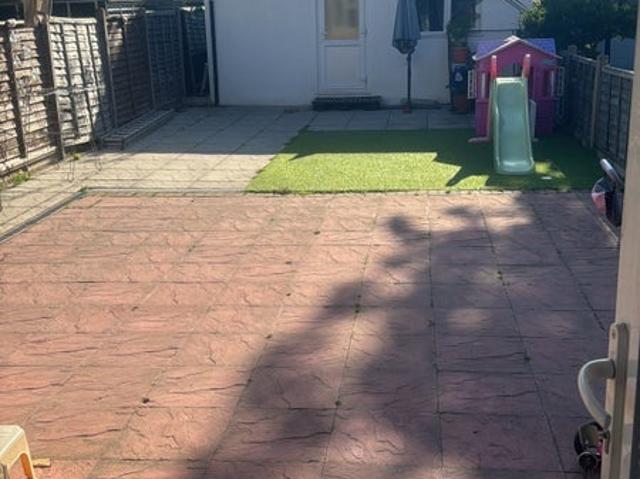 Room at Fairlands Avenue, Greater London
