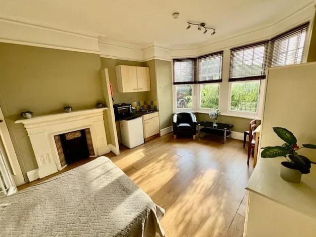 Room at Fairlawn Grove, Greater London