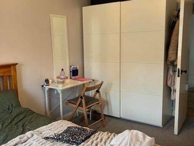 Room at Falcon Avenue, City of Edinburgh