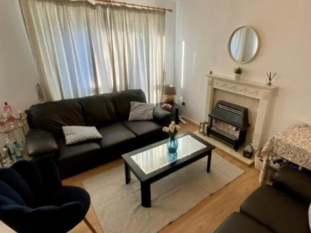 Room at Falcon Close, Nottingham