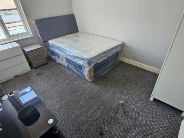 Room at Farrar Street, Barnsley