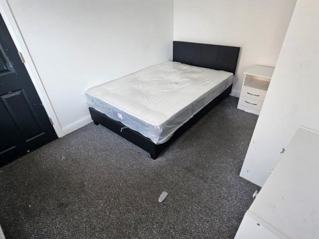 Room at Farrar Street, Barnsley