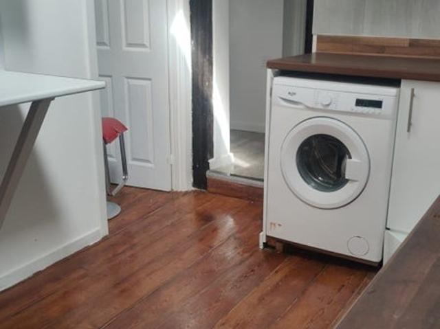 Room at Fawn's Manor Close, Greater London