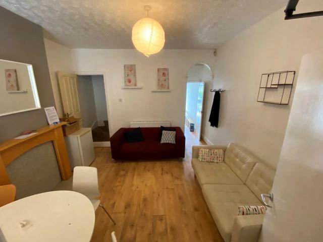 Room at Fawdry Street, Wolverhampton