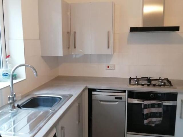 Room at Felbridge Avenue, Crawley