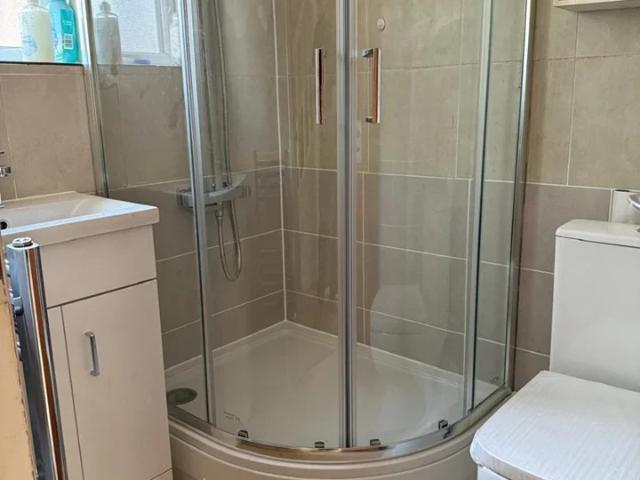 Room at Felton Road, Greater London