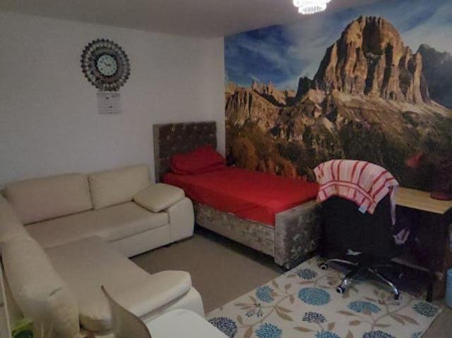 Room at Fenney Street, Salford