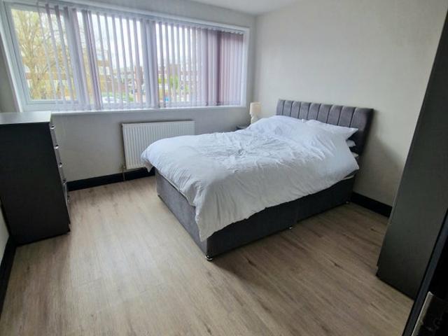 Room at Fenwick Lane, Runcorn
