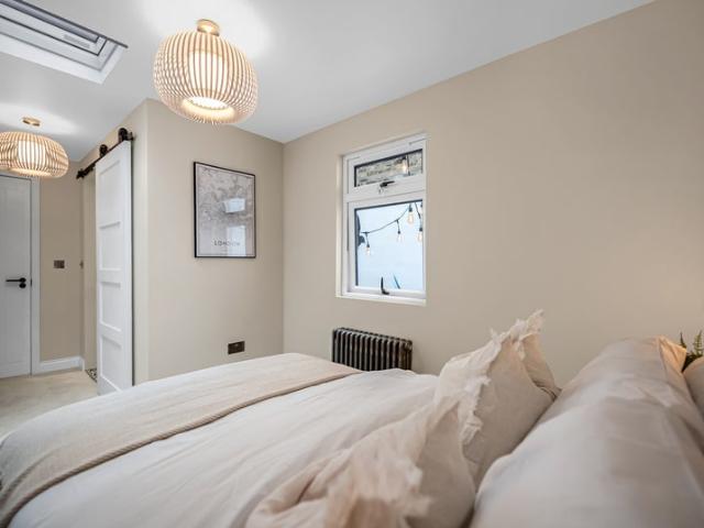 Room at Ferndale Road, Greater London
