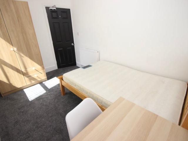 Room at Ferndale Road, Liverpool