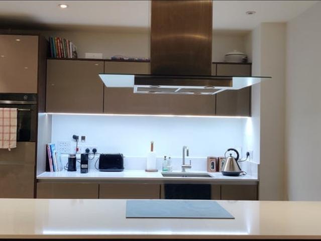 Room at Fergus Street, Greater London