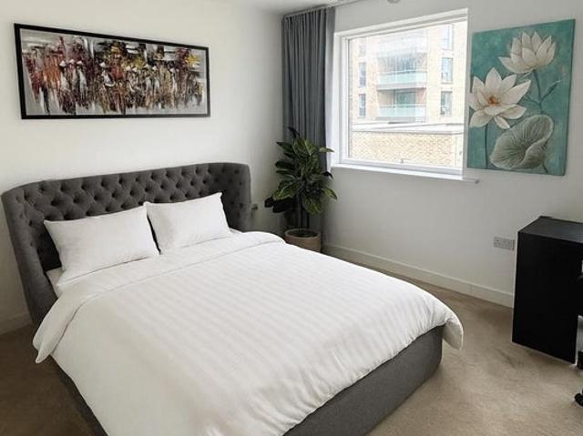 Room at Fergus Street, Greater London