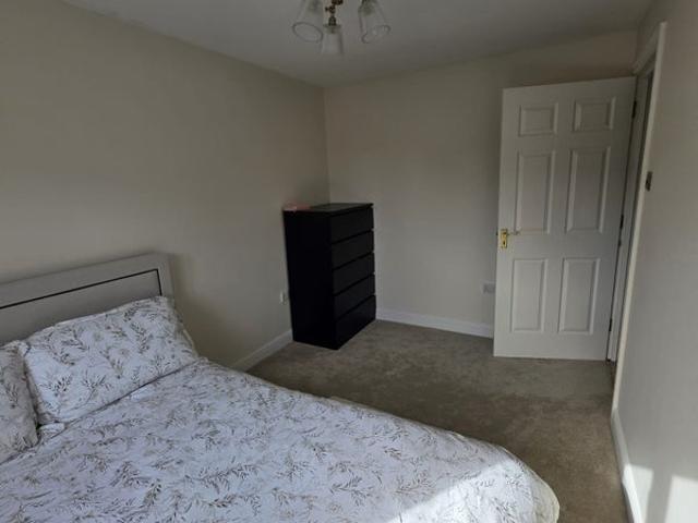 Room at Ferry Road, Cardiff