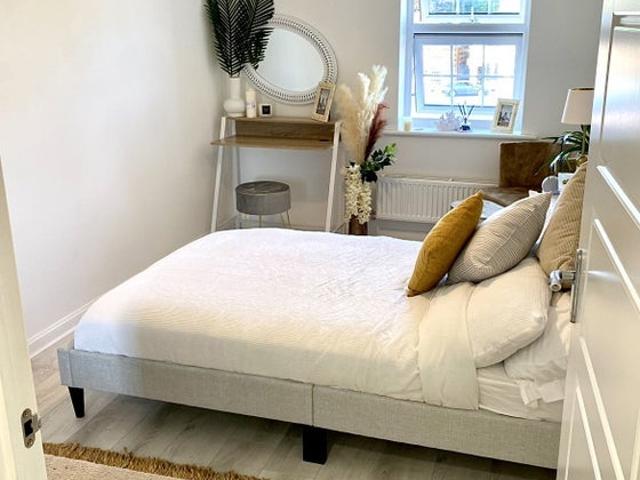 Room at Field Close, Maidstone