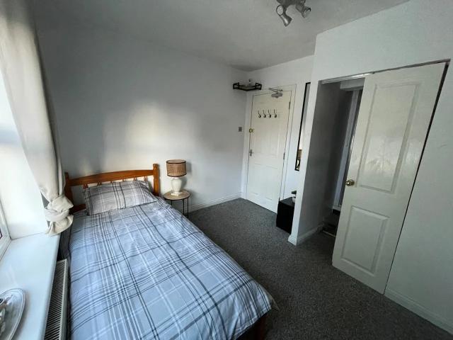 Room at Field Lane, Wistaston