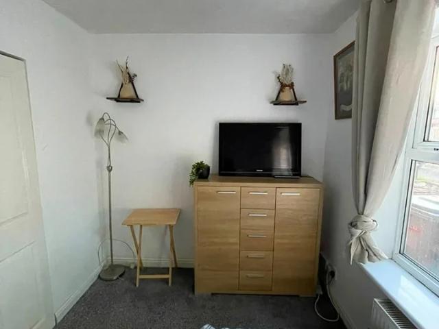 Room at Field Lane, Wistaston