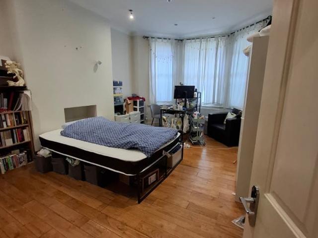 Room at Fieldway Crescent, Greater London