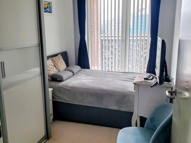 Room at Fife Road, Greater London