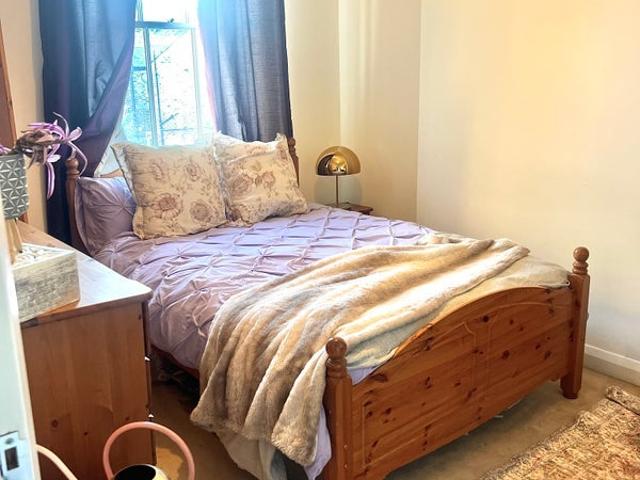 Room at Fifth Avenue, City of Westminster