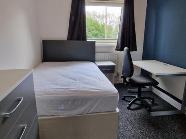 Room at Finstall Close, Birmingham