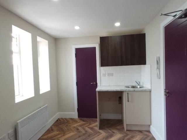 Room at Firhill Road, Greater London