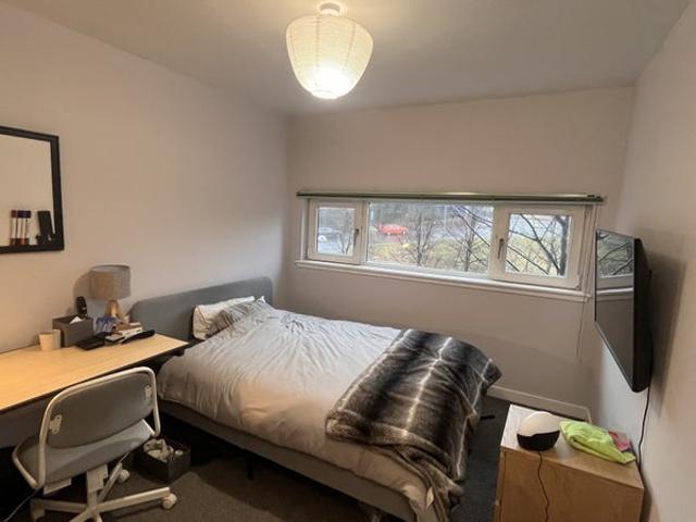 Room at Firpark Court, Glasgow