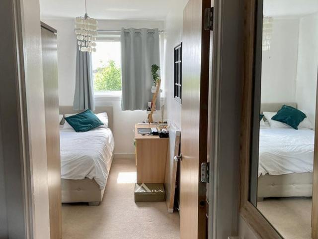 Room at Firpark Close, Glasgow